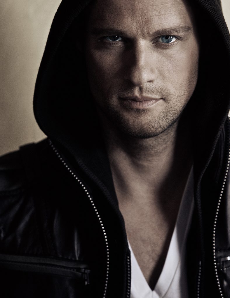 David Boutin - ELLE magazine · MICHEL CLOUTIER photographe